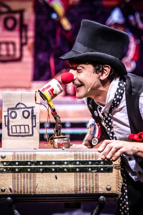Mario the Maker Magician - Geelong Arts Centre