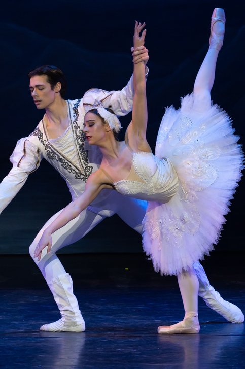 Swan Lake - Victorian State Ballet 2025 - Geelong Arts Centre